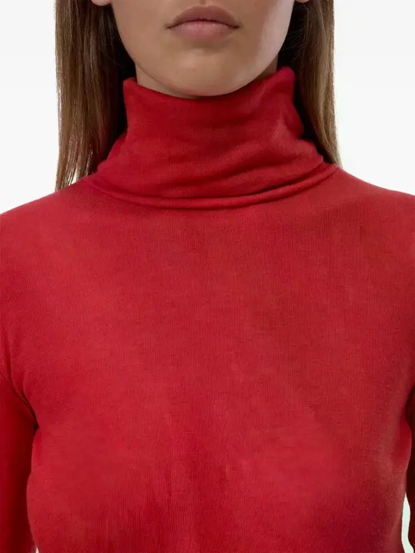 Closed Roll-neck Sweater