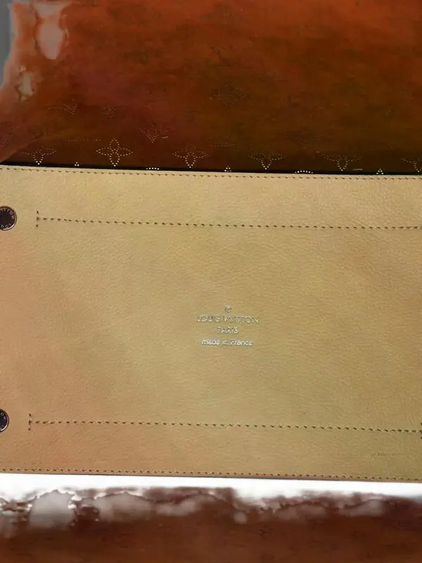 LOUIS VUITTON Mahina Leather Mm Shoulder Bag