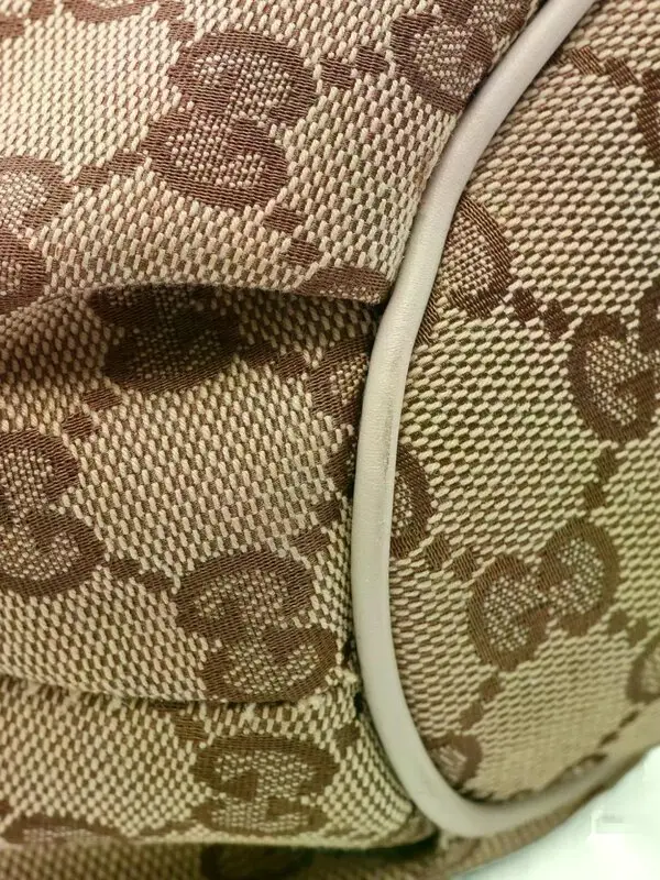 Gucci Gg Canvas Shoulder Bag