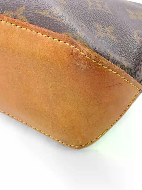 LOUIS VUITTON 2002 Trotteur Monogram Shoulder Bag