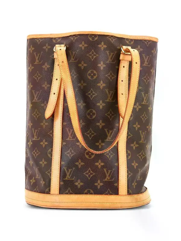 LOUIS VUITTON Monogram Canvas Gm Bucket Bag