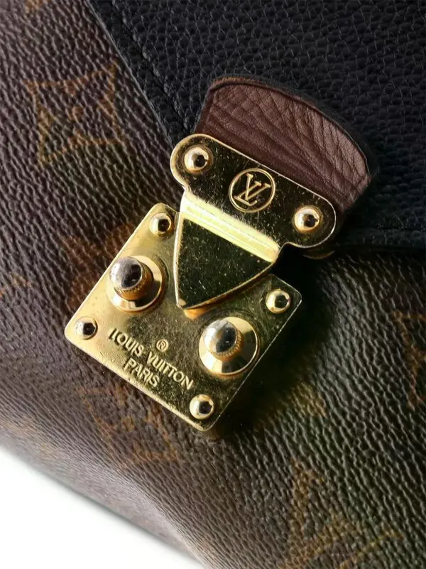 LOUIS VUITTON Pallas Chain Monogram Canvas And Calfskin Shoulder Bag - Black
