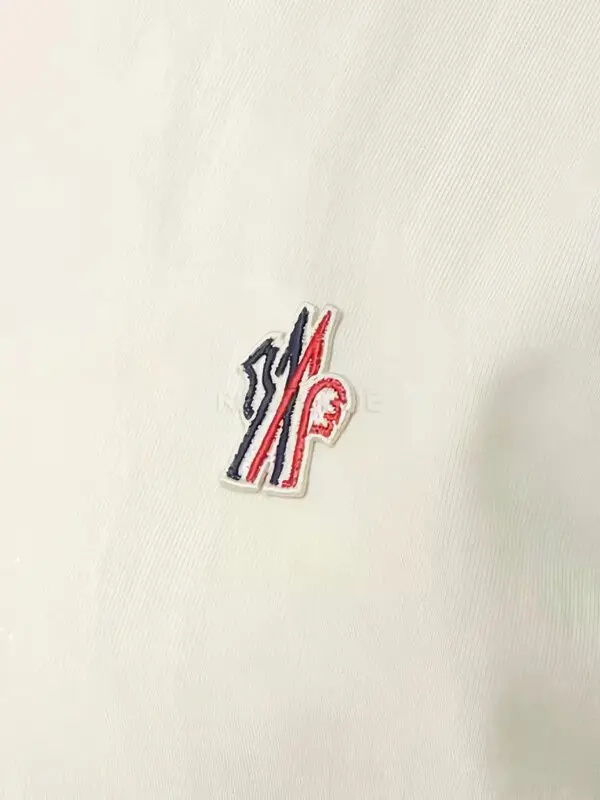 Moncler Logo-patch T-shirt