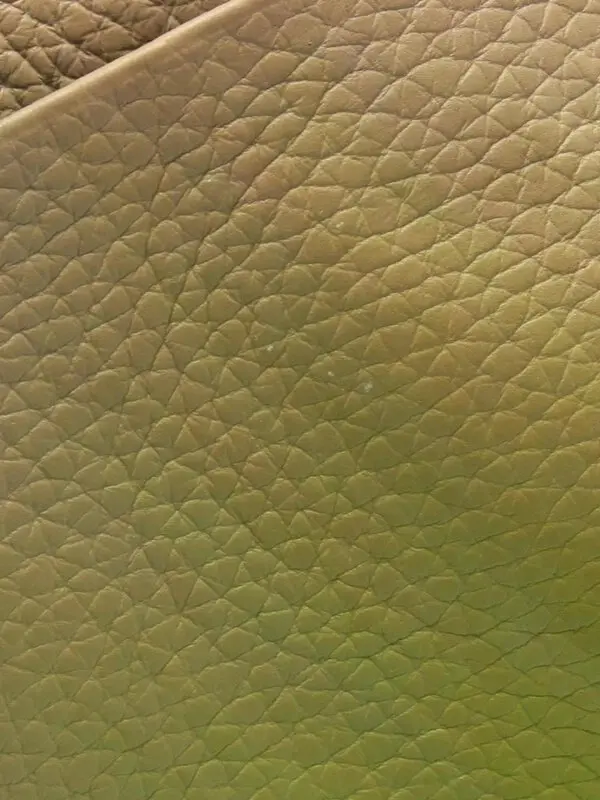 Hermès 2024 Lindy 26 Leather Shoulder Bag