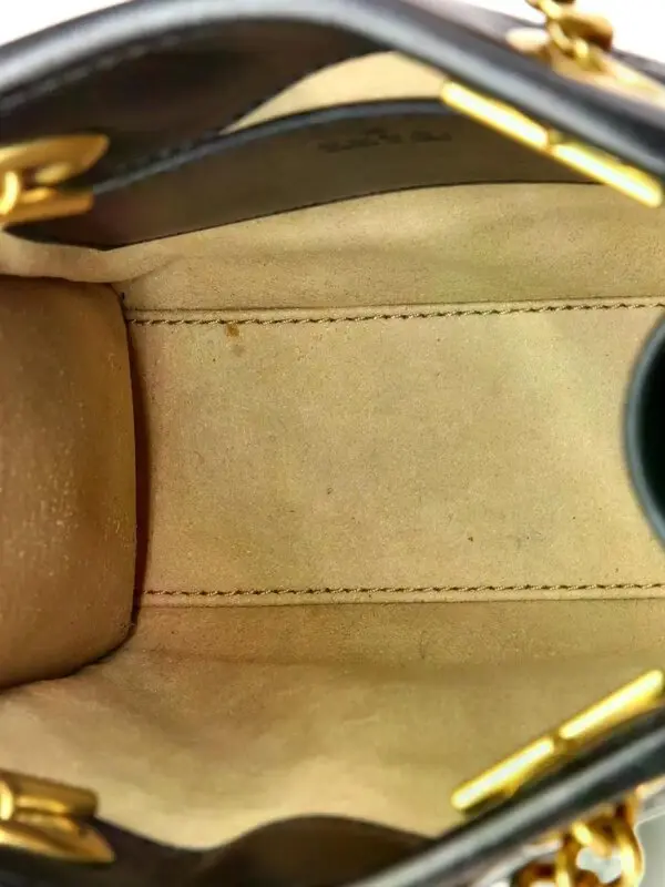 Gucci Gg Marmont Matelassé Leather Mini Crossbody Bag