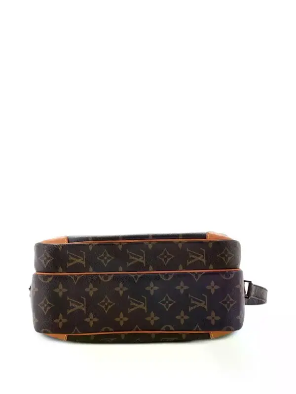 LOUIS VUITTON Monogram Canvas Nil Messenger Bag