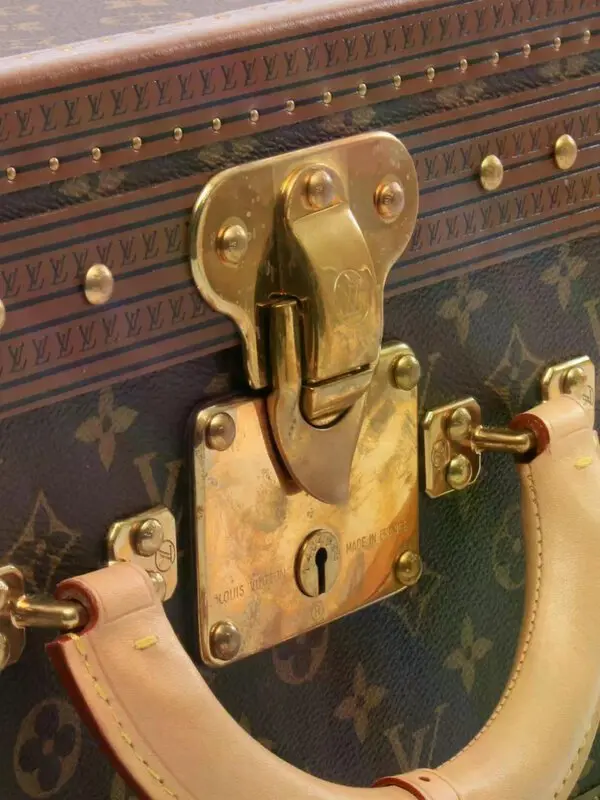 LOUIS VUITTON 1920 Alzer Monogram Trunk Case