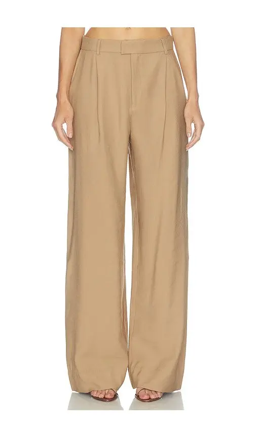 NONCHALANT LABEL Alexis Trouser In . Also