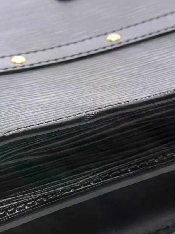 LOUIS VUITTON 2019 Trunk Epi-leather Clutch Bag