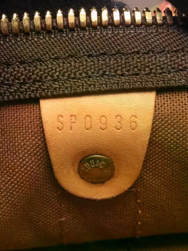 LOUIS VUITTON 1996 60 Keepall Monogram Boston Bag