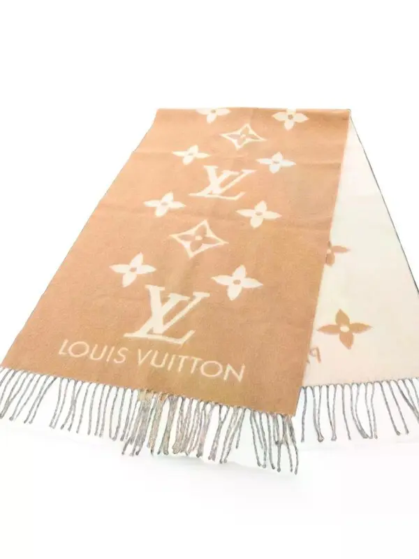 LOUIS VUITTON 2021 Reykjavik Monogram Scarf - Neutrals