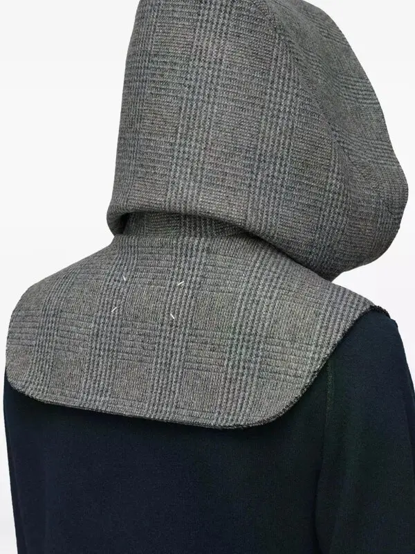 MAISON MARGIELA Check-pattern Toggle-fastening Scarf