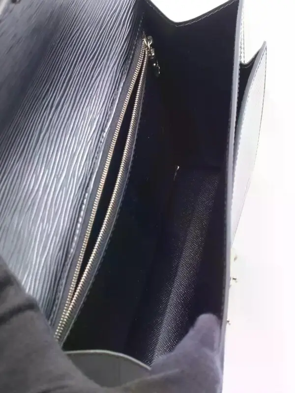 LOUIS VUITTON 2008 Epi S-lock Clutch Bag