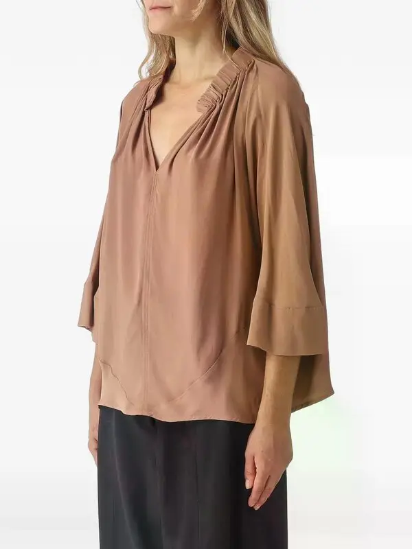 MEIMEIJ Gathered V-neck Blouse
