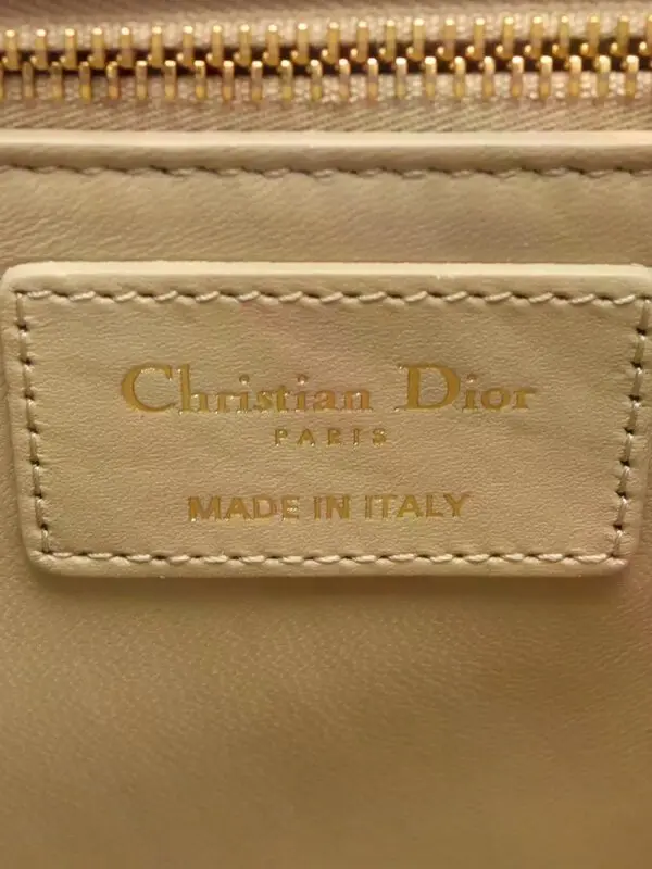 Dior 2010s 30 Montaigne Shoulder Bag