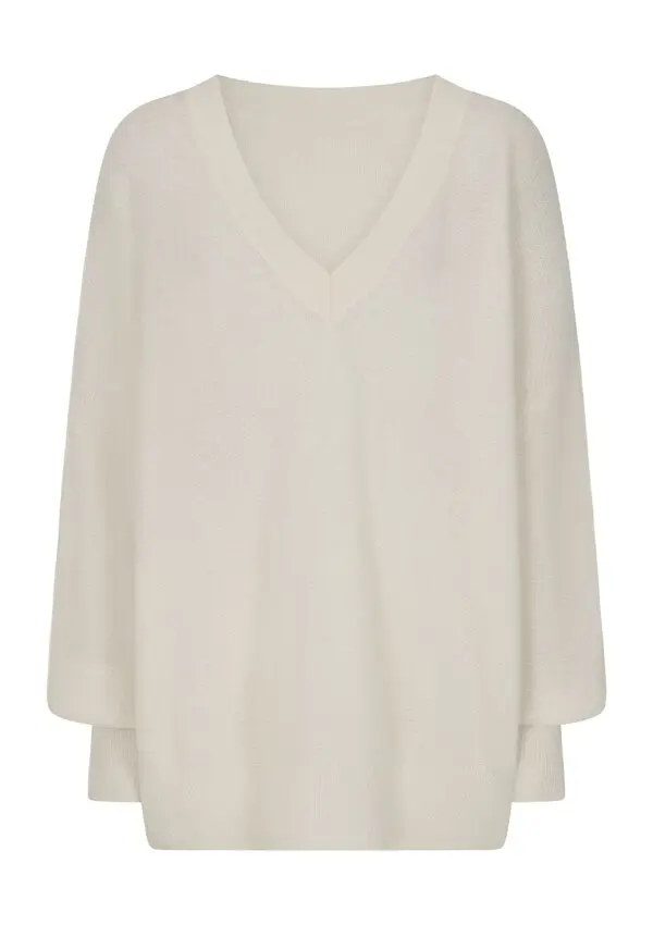 LOOP CASHMERE Relaxed Lofty V Neck Sweater In Chalk