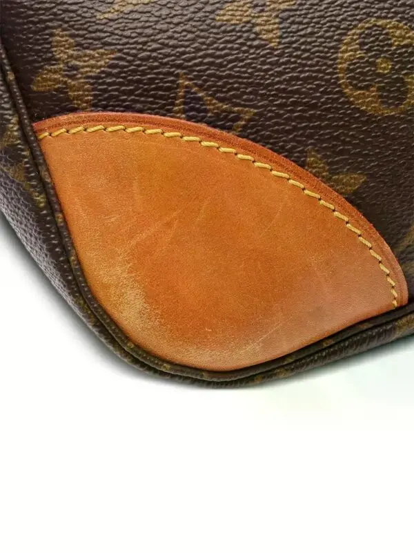 LOUIS VUITTON 1990 Pm Boulogne Monogram Shoulder Bag