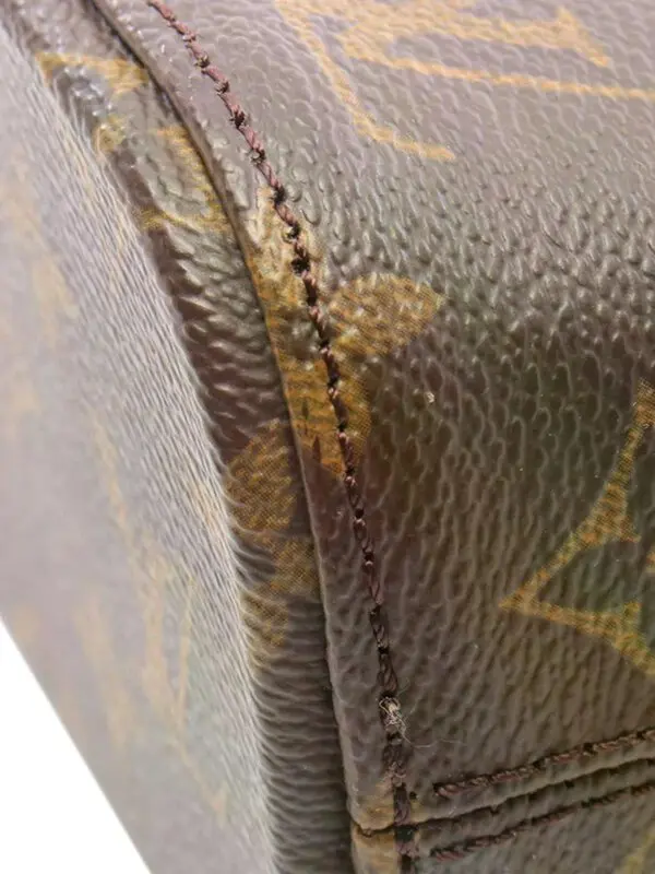 LOUIS VUITTON 2001 Monogram Vavin Pm Handbag