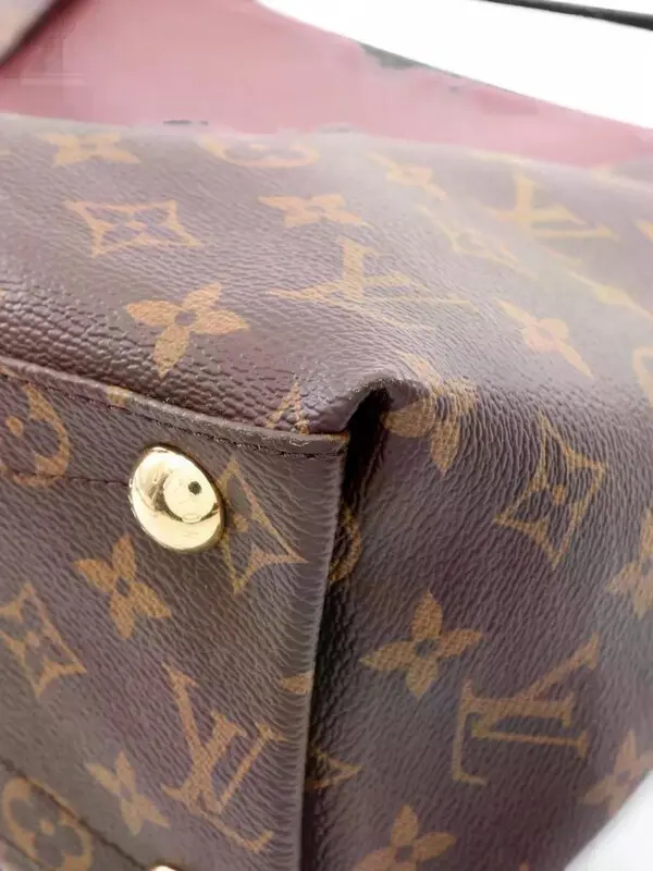 LOUIS VUITTON 2019 Mm Monogram V Tote Bag