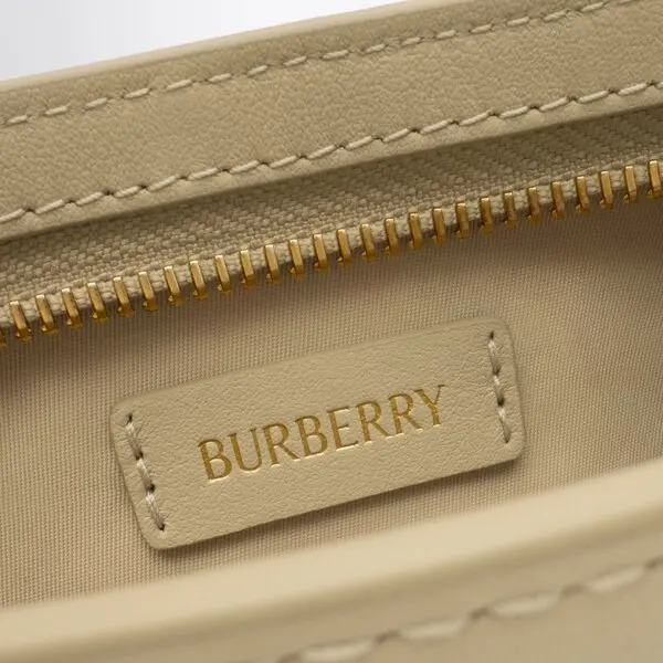 Burberry Sand- Bag With A Checked Pattern In Cotton Canvas - Beige