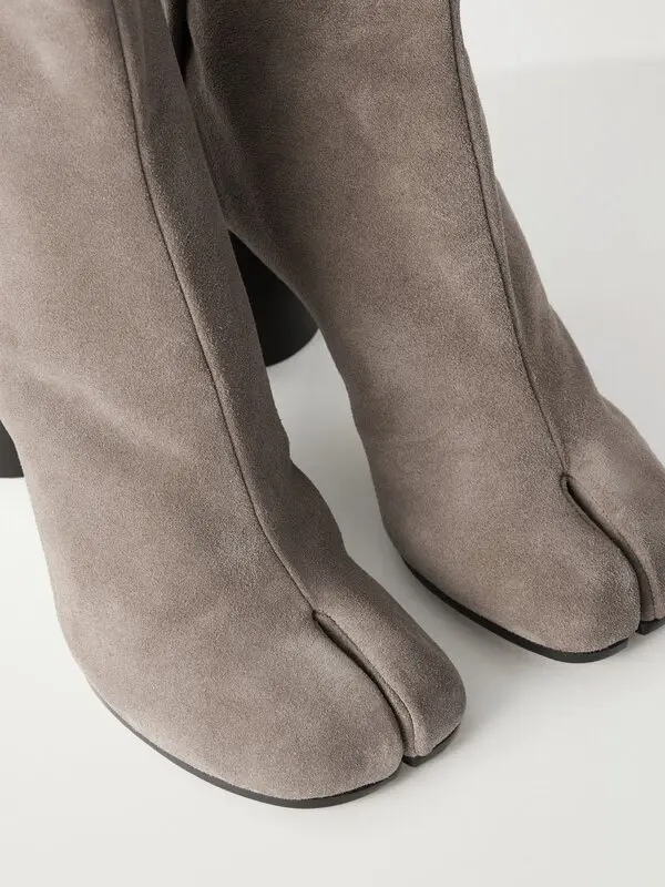 MAISON MARGIELA Tabi Split-toe Suede Ankle Boots