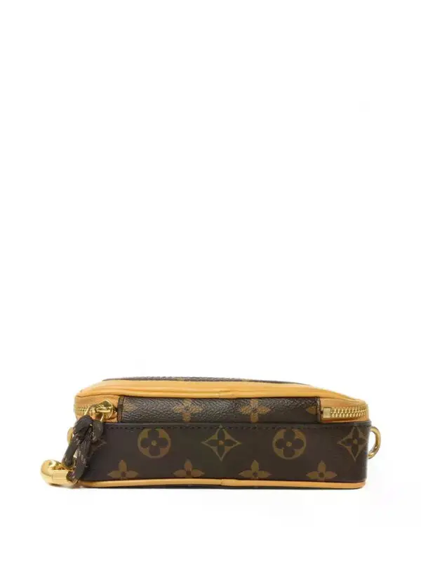 LOUIS VUITTON Monogram Baladeur Messenger Bag