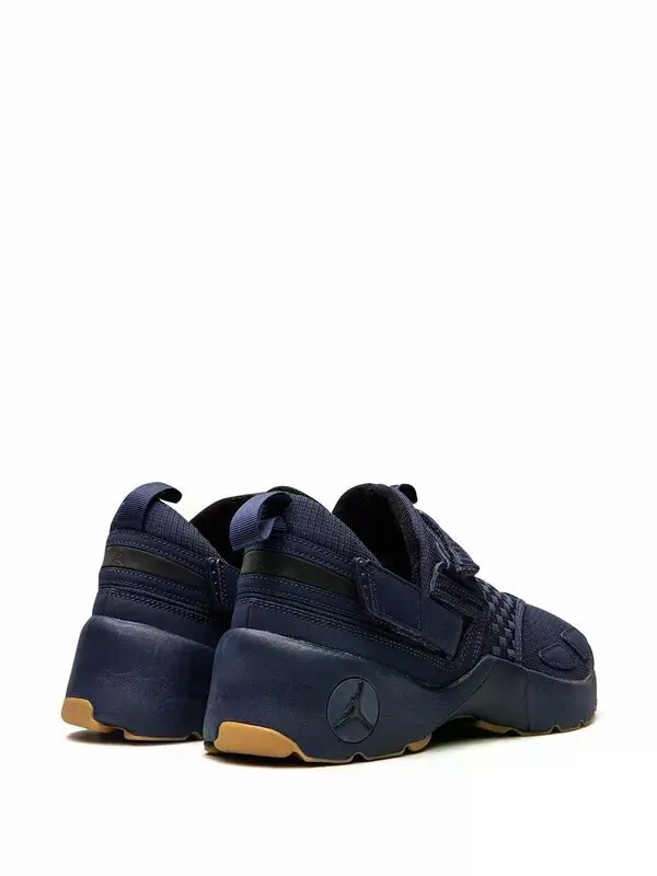 JORDAN Air Trunner 60 Low-top Sneakers