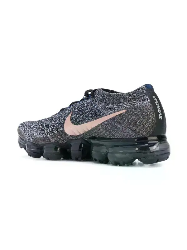 Nike Air Vapormax Flyknit Sneakers