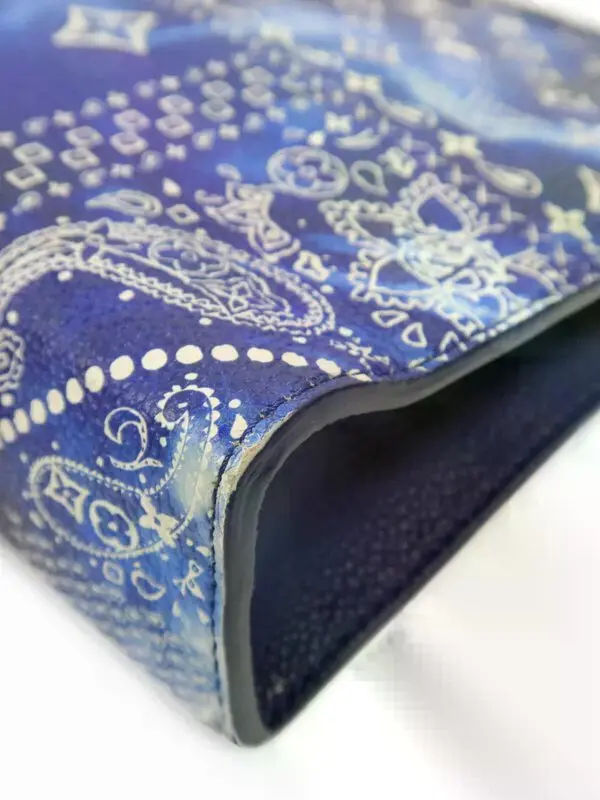 LOUIS VUITTON Mm Bandana Clutch Bag - Blue