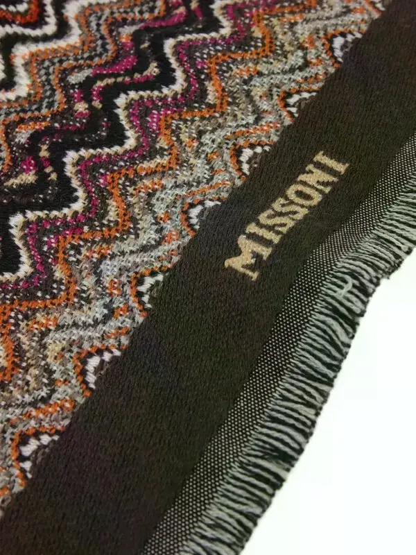 Missoni Zigzag-pattern Knit Fringed Scarf