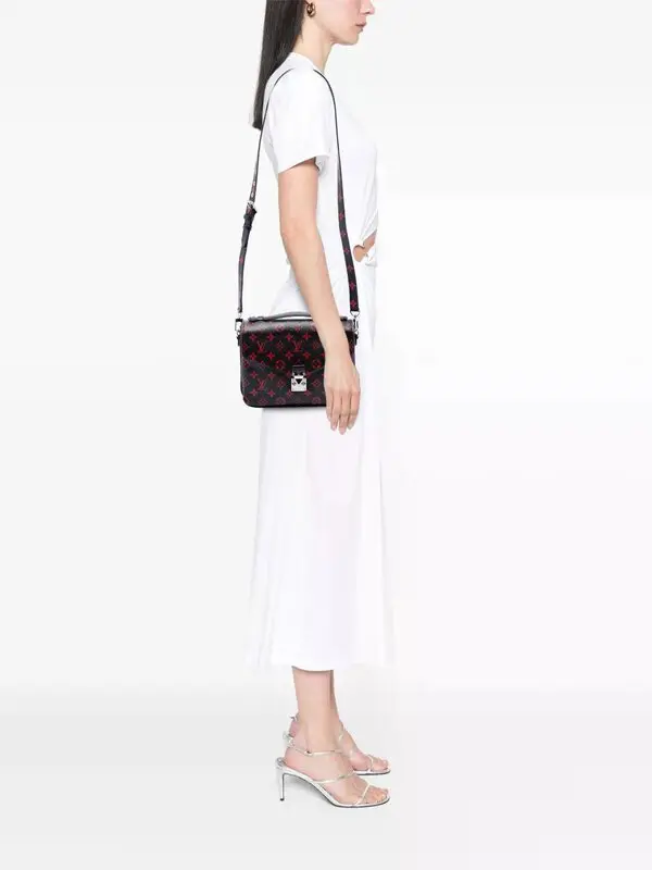 LOUIS VUITTON 2016 Monogram Infrarouge Pochette Metis Satchel - Black