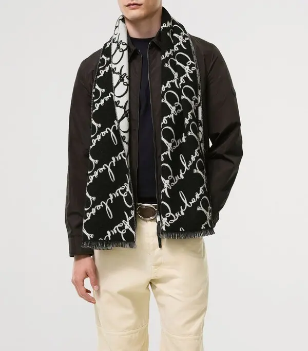 Burberry Wool Belt Logo Scarf