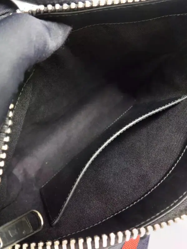 Gucci Gg Supreme Messenger Bag