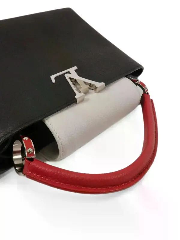 LOUIS VUITTON Capucines Mm Shoulder Bag