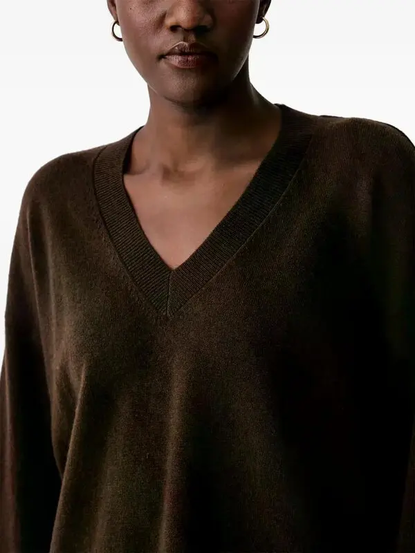 VICOLO V-neck Long-sleeve Sweater