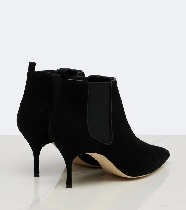 Manolo Blahnik Dildi Suede Ankle Boots