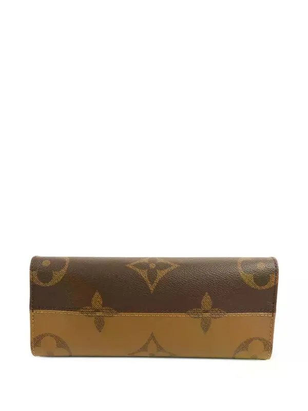 LOUIS VUITTON Onthego Pm Monogram Giant Tote Bag