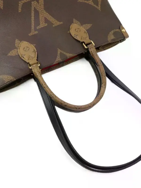 LOUIS VUITTON Mm Giant On The Go Monogram Tote Bag