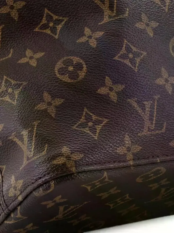 LOUIS VUITTON Luco Handbag Monogram Canvas Tote Bag