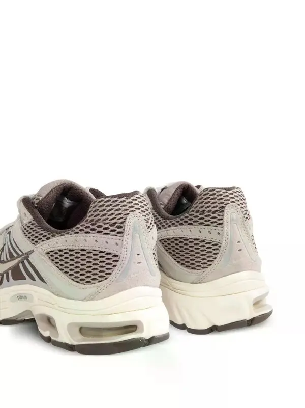 Nike Air Max Moto 2k Sneakers