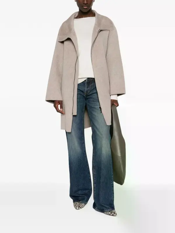 FRAME The Gray Jeans
