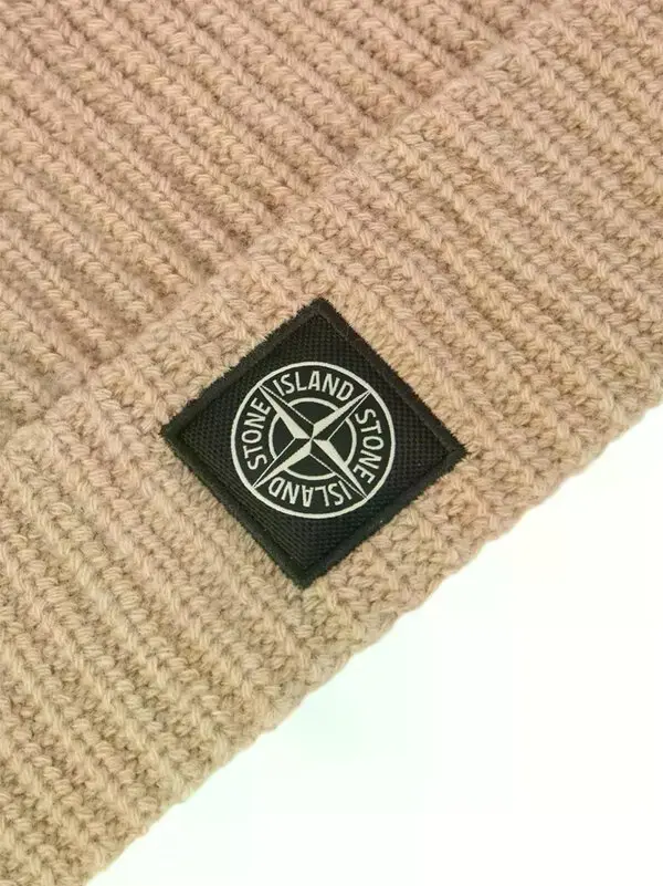 Stone Island N100012 Light Rws Geelong Wool Ribbed-knit Beanie With Compass Logo Patch
