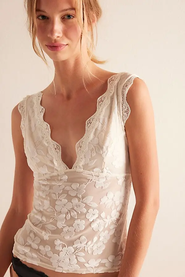 INTIMATELY Loved You First Velvet Cami At - Cream Combo