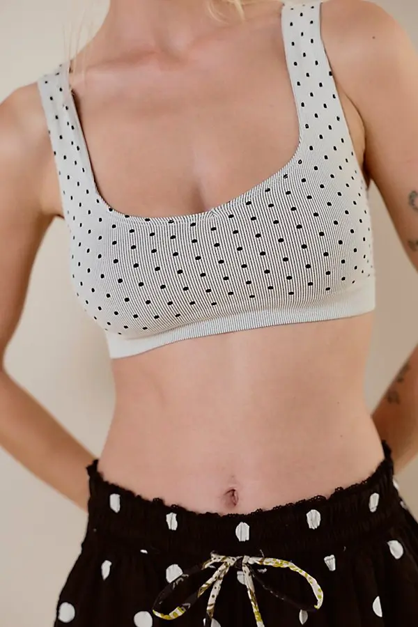 INTIMATELY Twist-back Bralette At - Black Dot