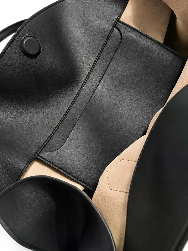 IACUCCI Leather Tote Bag