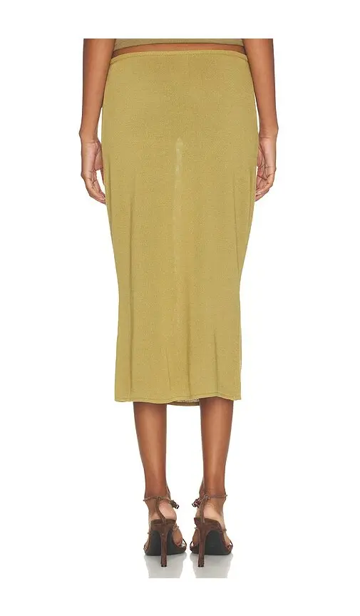 With Jéan Tatum Skirt In . Also
