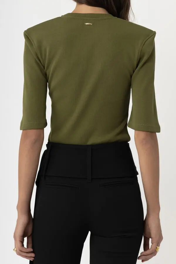 Arakii Structured Shoulder T-shirt