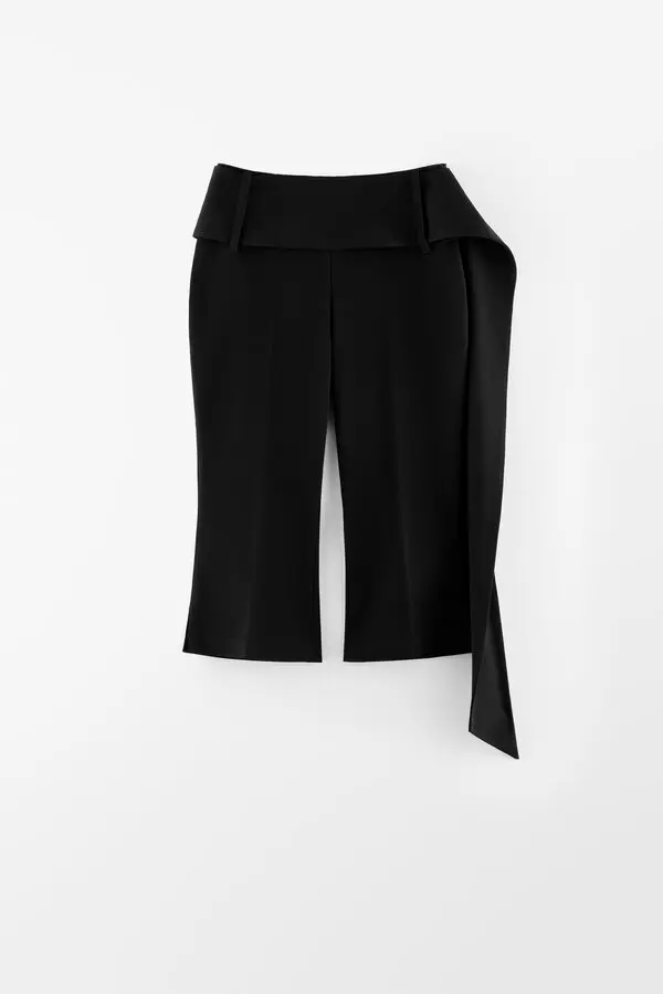 Arakii High Waisted Capri Pants