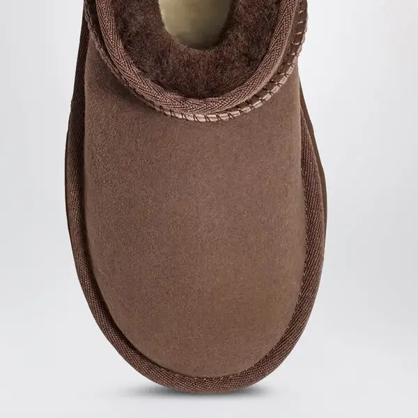 UGG Classic Ultra Mini Boots In Burnt Cedar - Brown