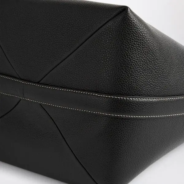TOTEME Medium Tote Bag In Grained Leather - Black